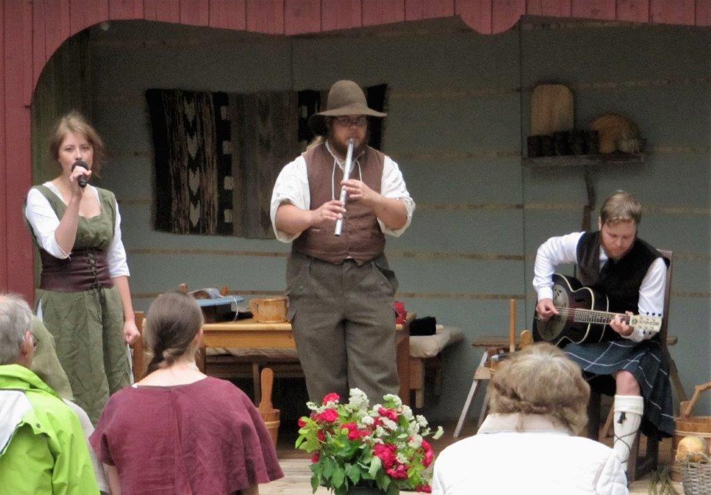 Adelöv-Linderås Hembygdsförening årliga hembygdsfest - Adelöv